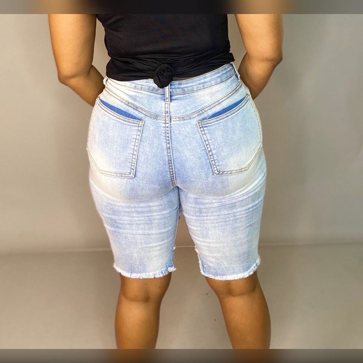 Peek A Boo Shorts – Gift & Kurse Company